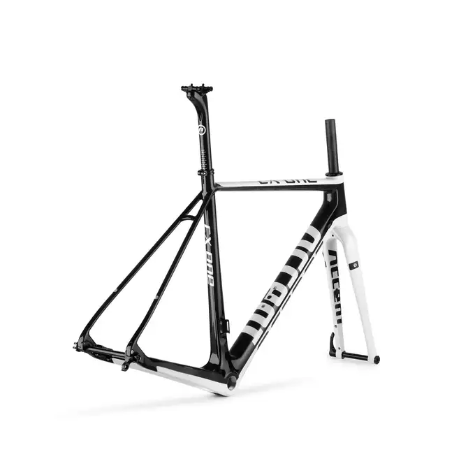 ACCENT CX-ONE CARBON rama